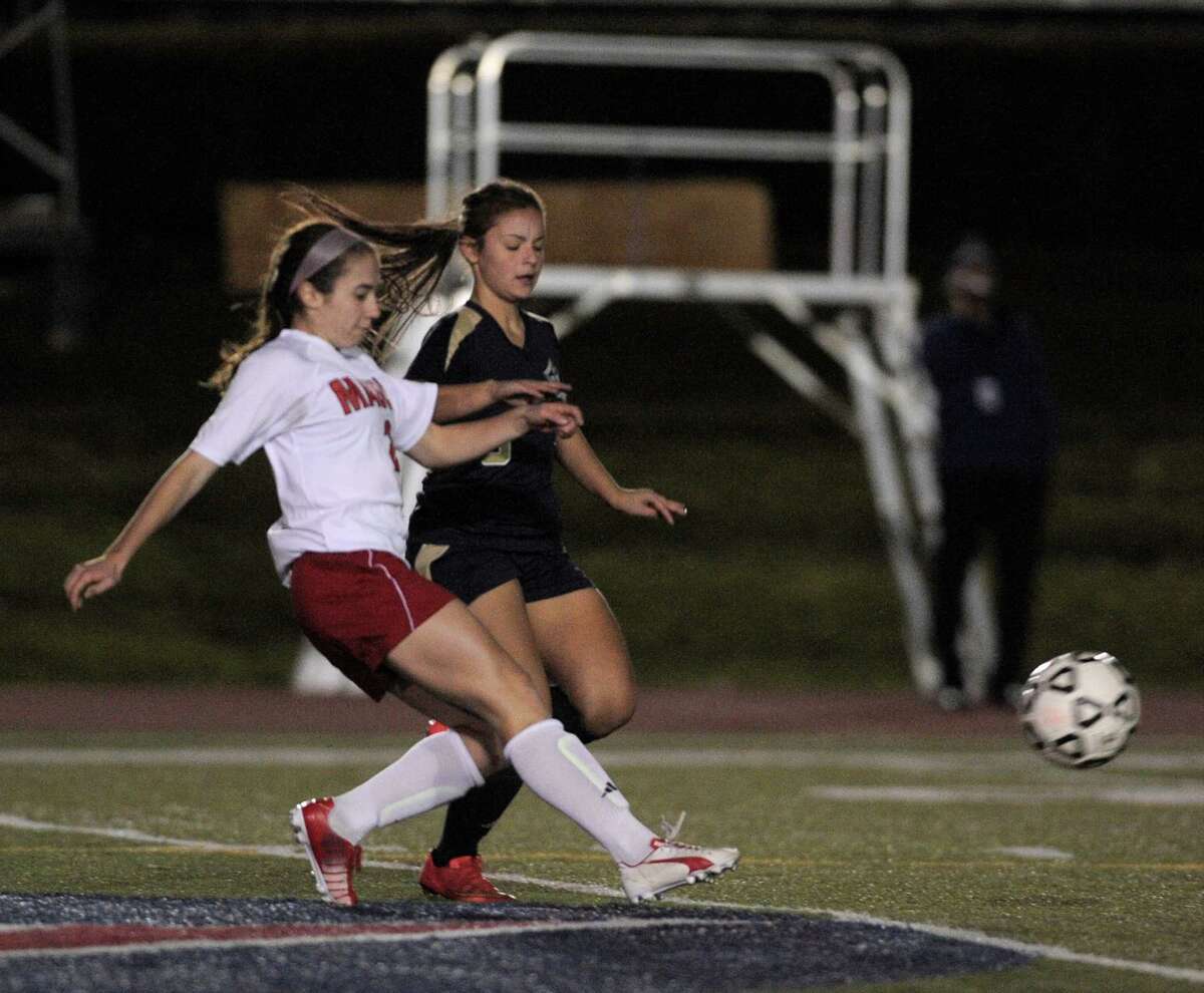 New Milford, Masuk advance to SWC girls soccer final