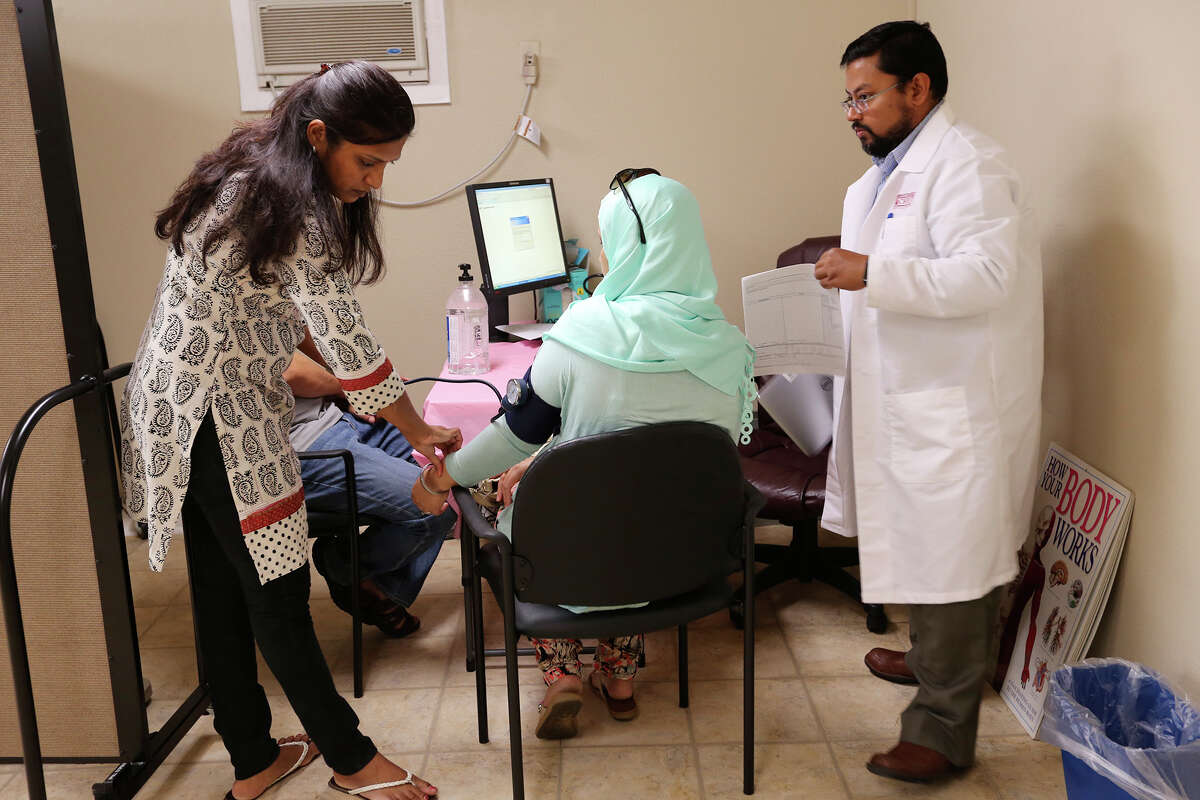 Free health clinic serves diverse population