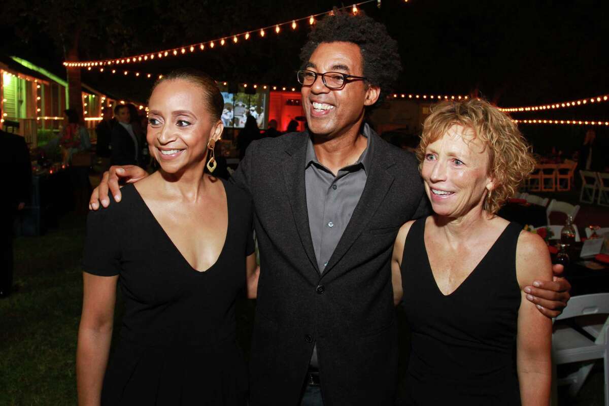 Project Row Houses lights up with anniversary gala