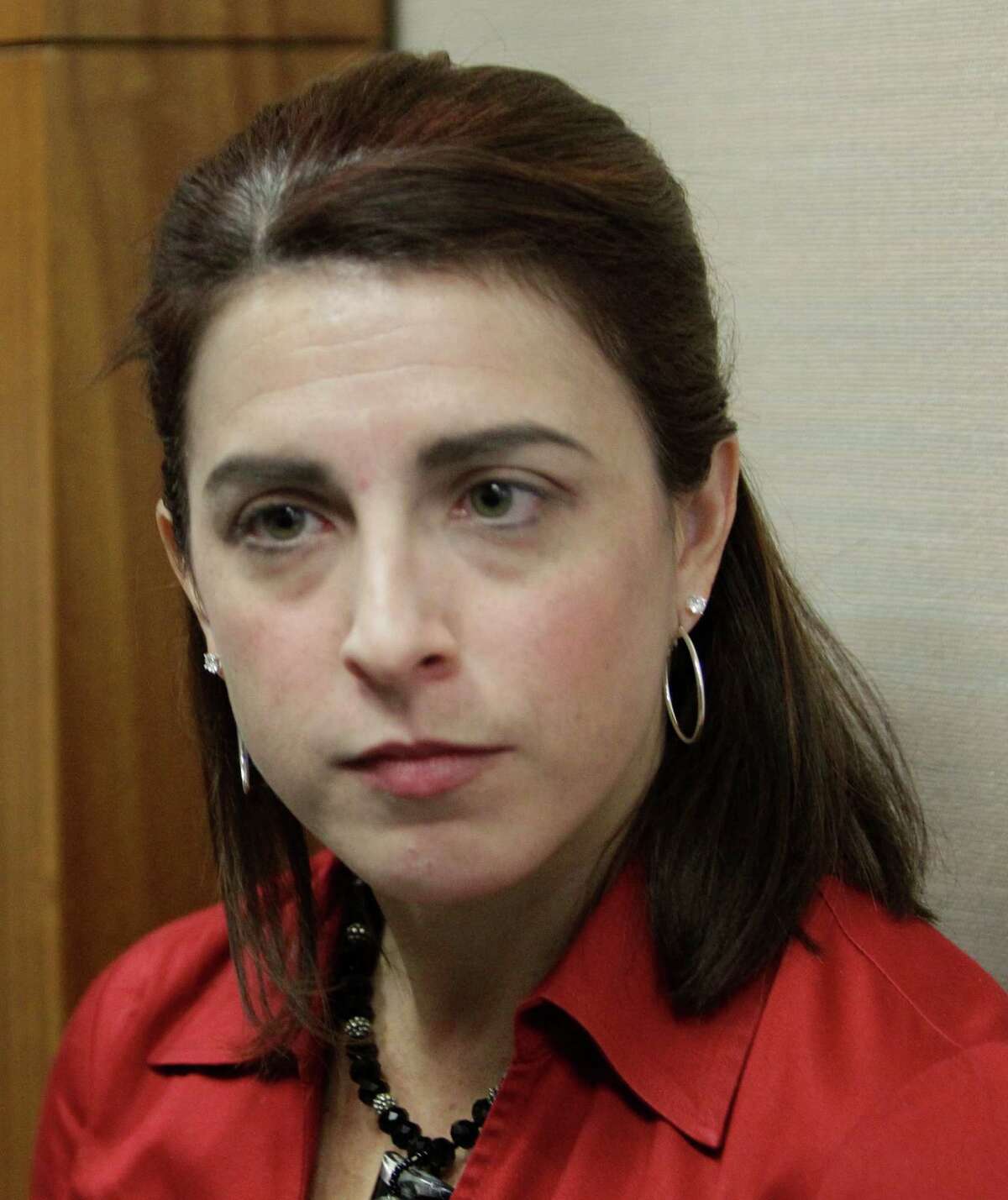 About 2,000 attend service for slain sheriff's deputy