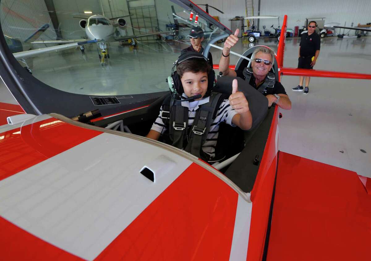 Pilot shares love of flying