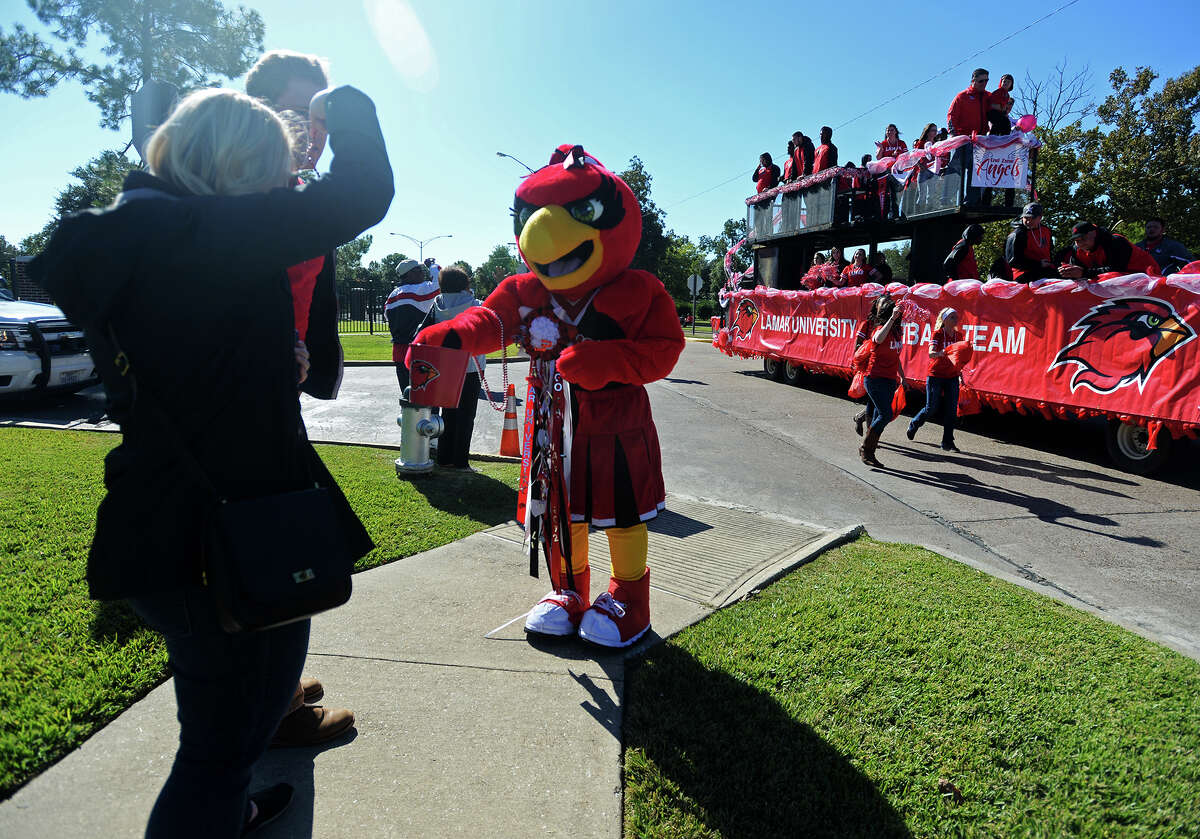 Were you 'Seen' at the Lamar homecoming parade?