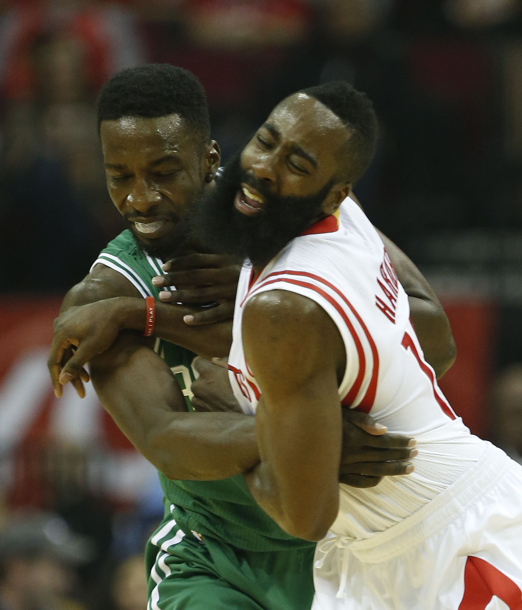 The beat goes on as Rockets roll to 3-0 in home opener