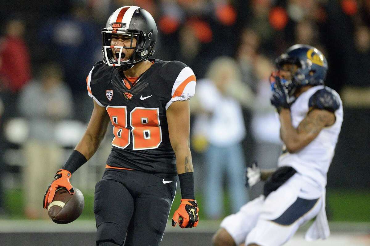 Cal gets running game in gear, beats Oregon State 45-31