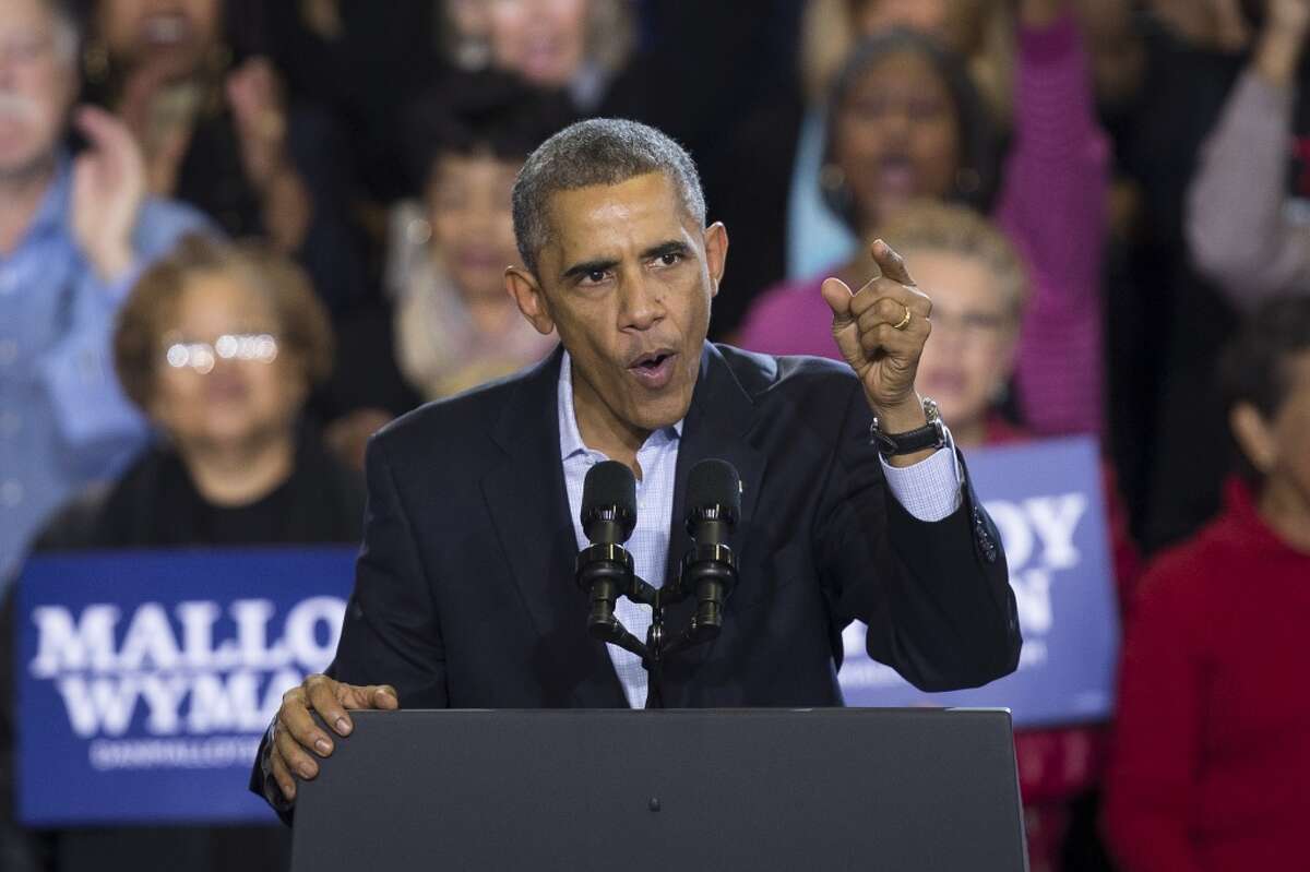 Obama rallies crowd for Malloy in Bridgeport