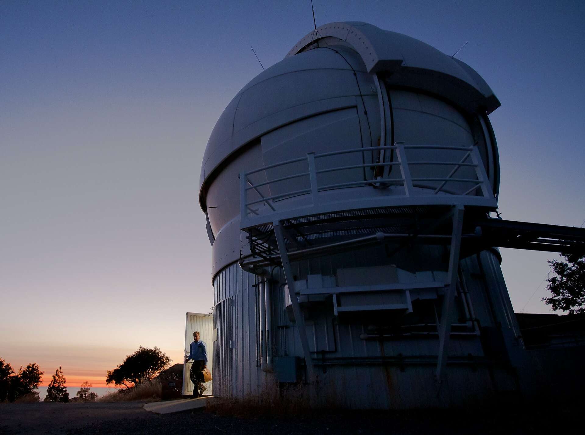 Google donates $1 million to Lick Observatory