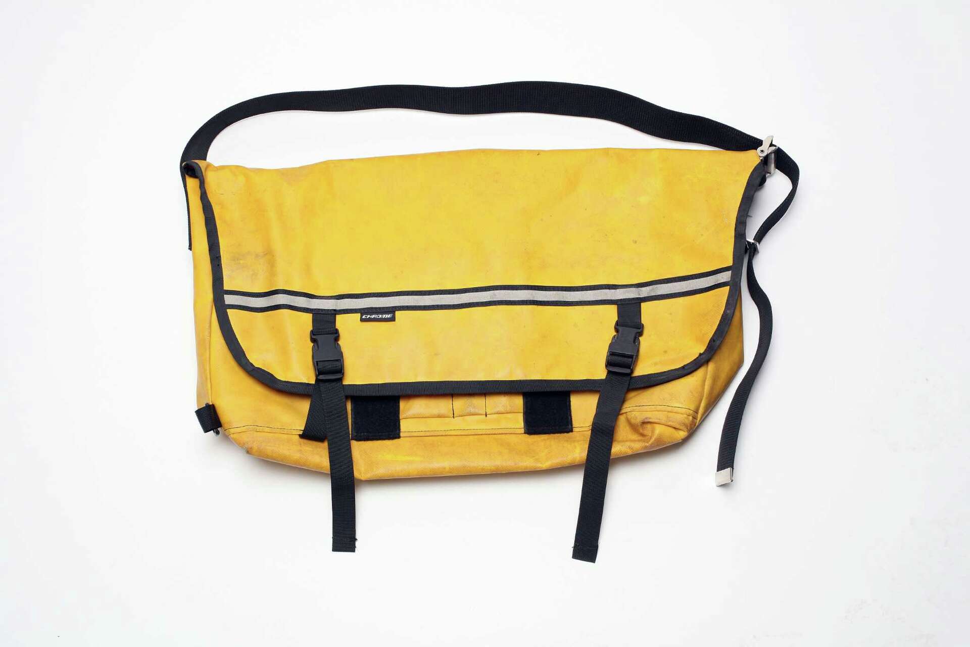 As the tech army’s briefcase, the messenger bag gets a new look