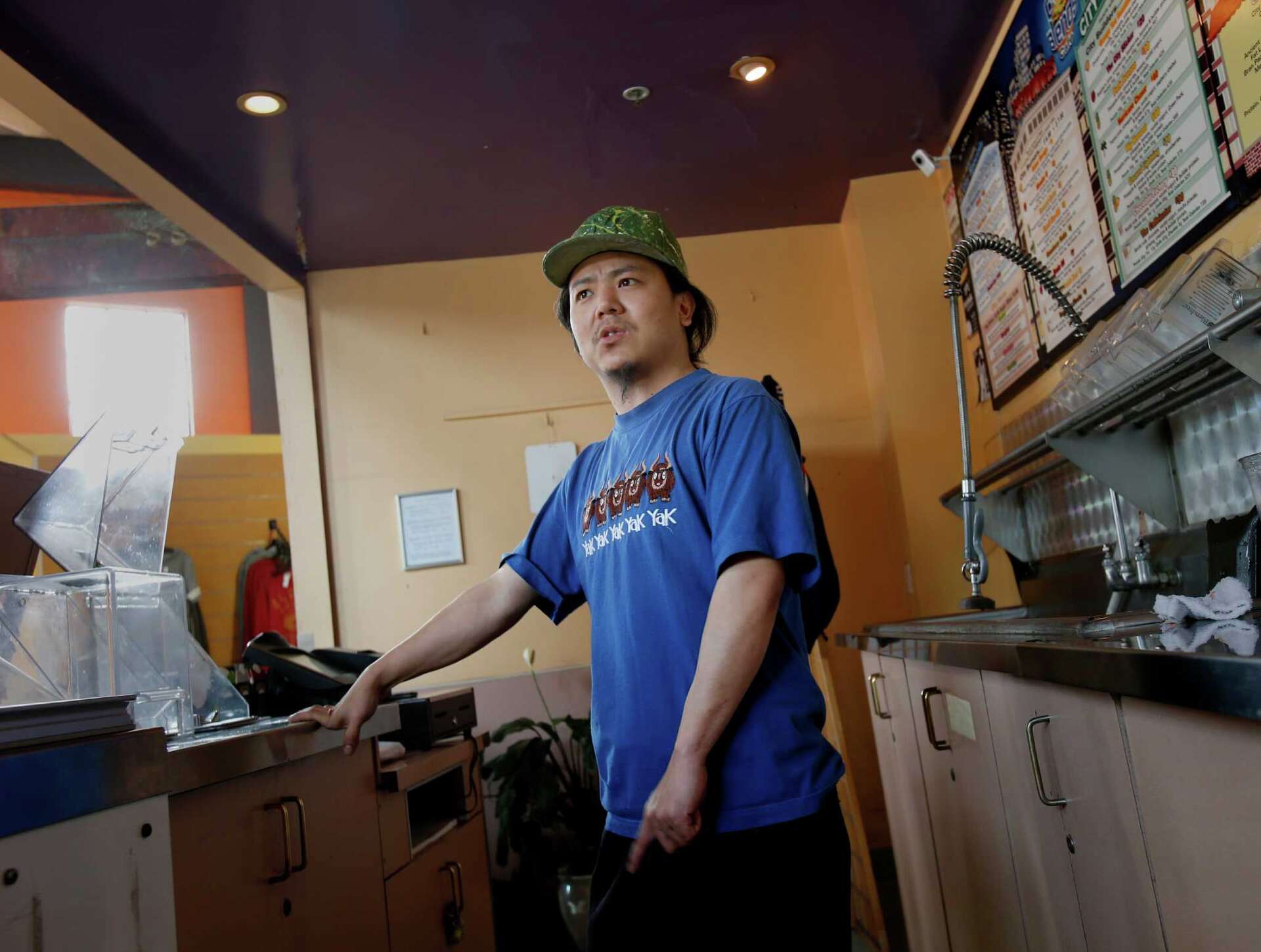 Higher minimum wage wins with big support in SF and Oakland