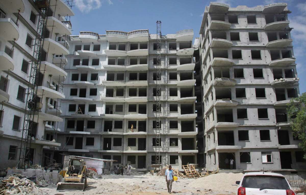 New wealth rises in Mogadishu as millions suffer