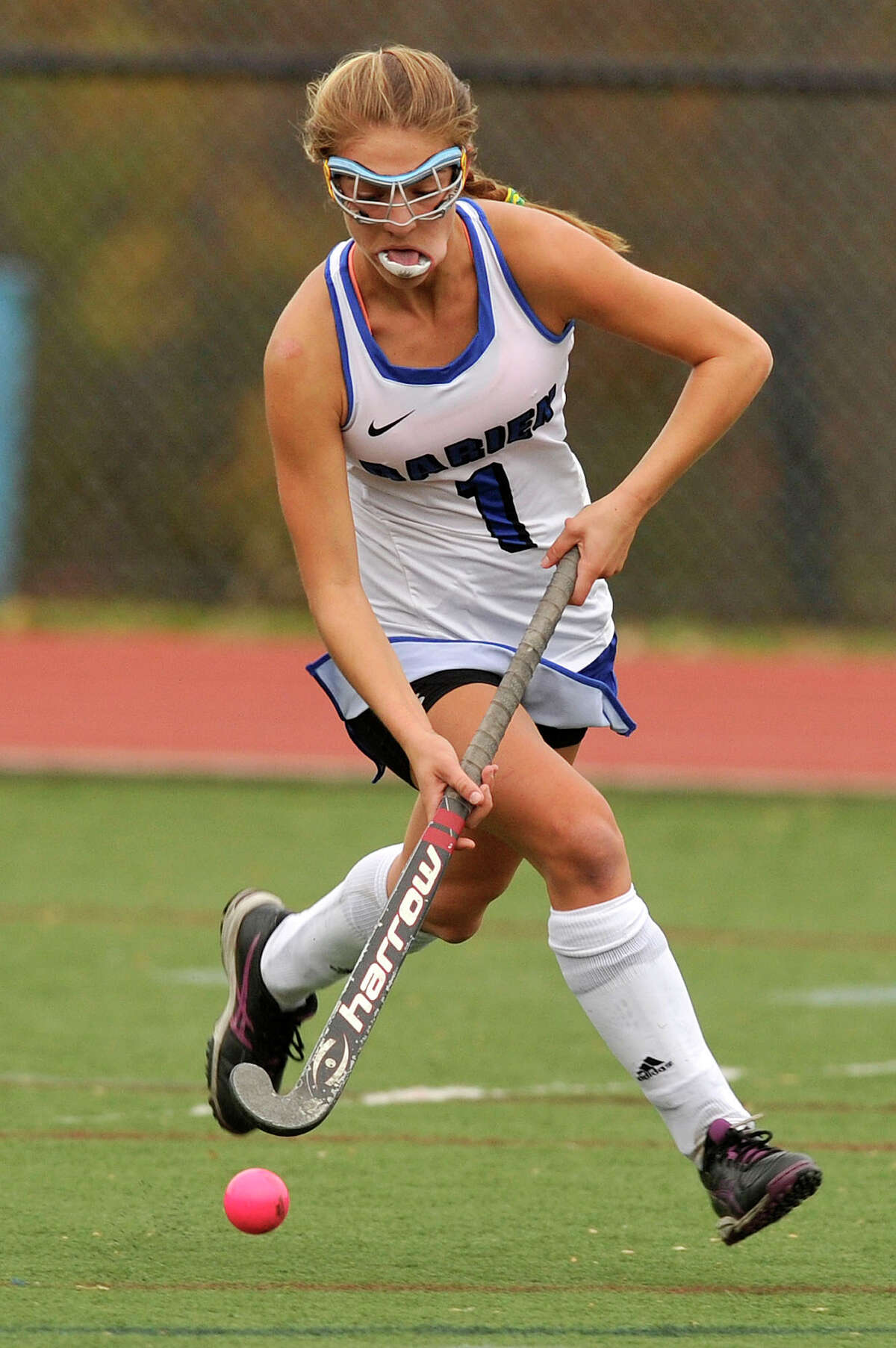 Darien field hockey tops Westhill in Class L opener