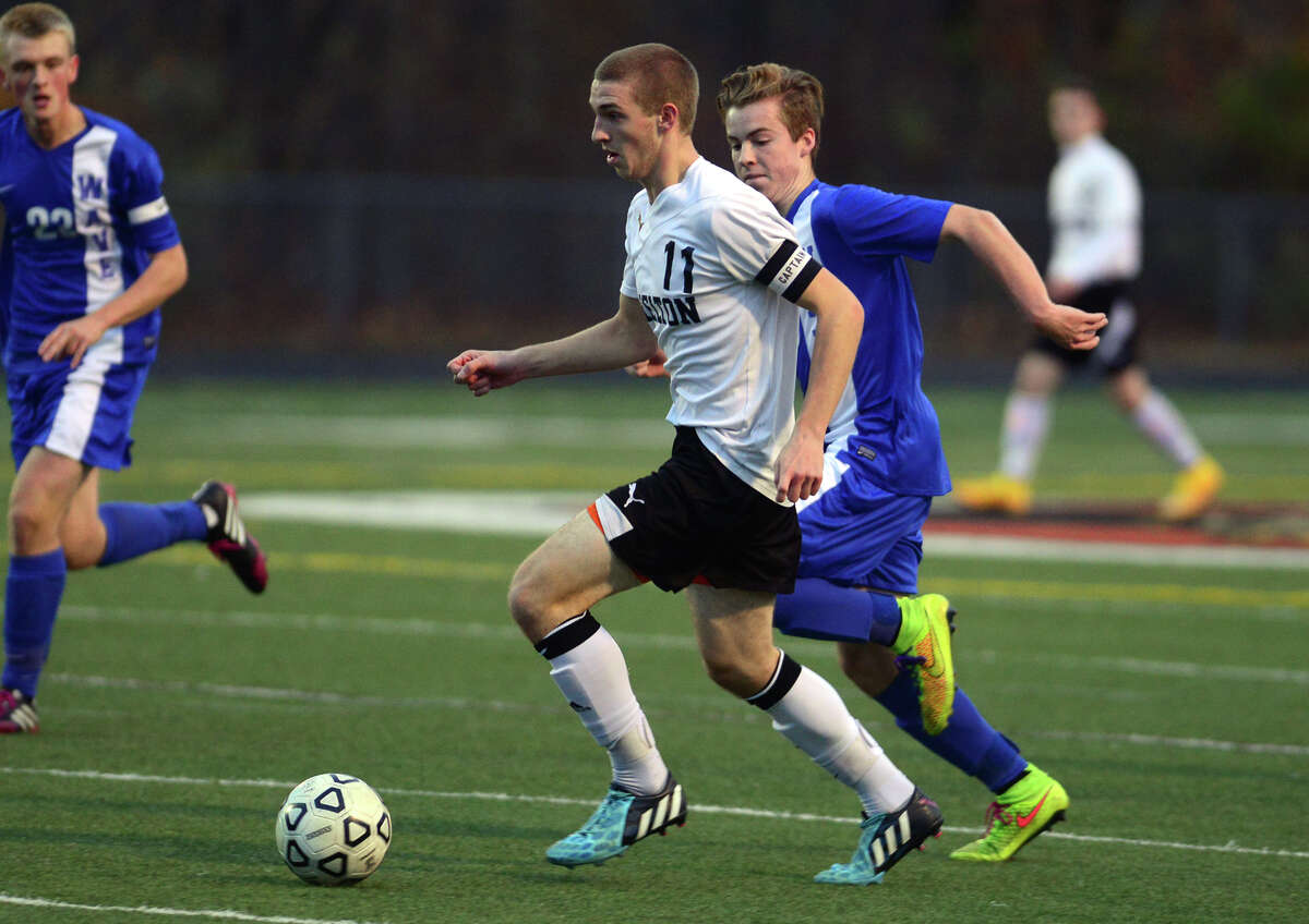 Darien upsets Shelton in penalty kicks