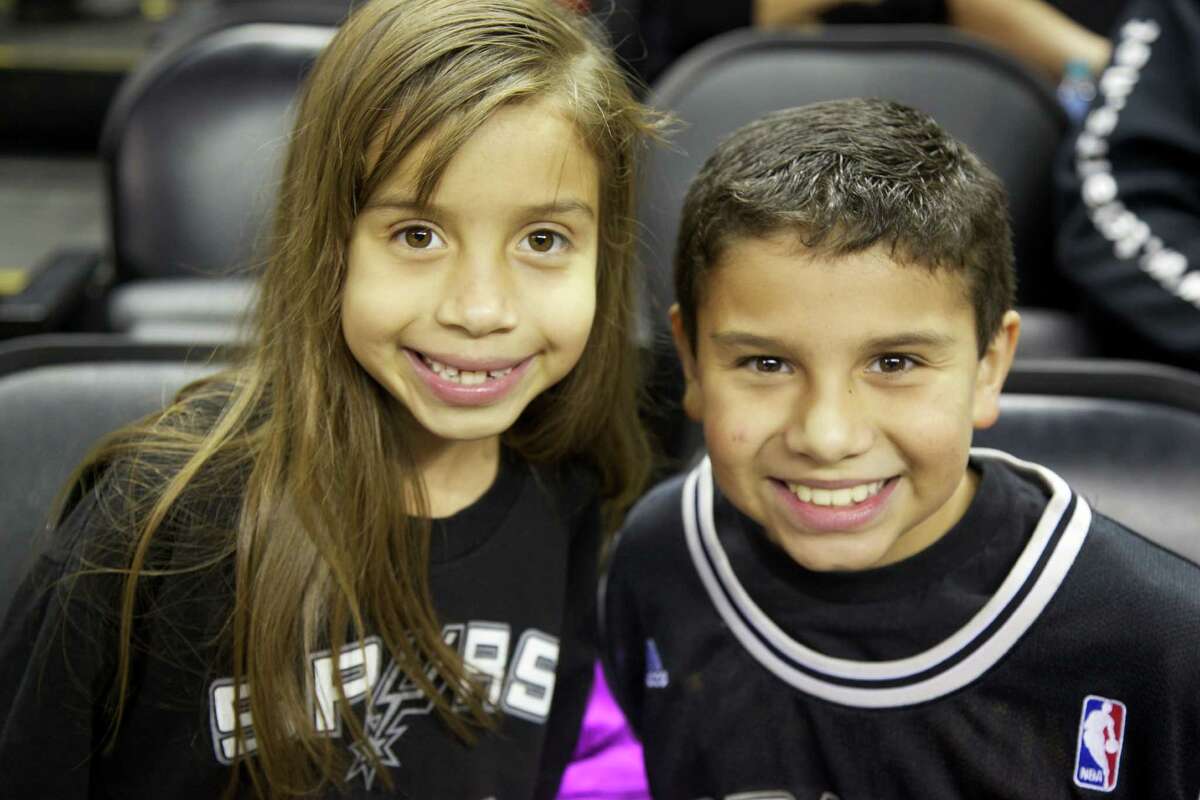 25 types of San Antonio Spurs fans you will meet at the game this season