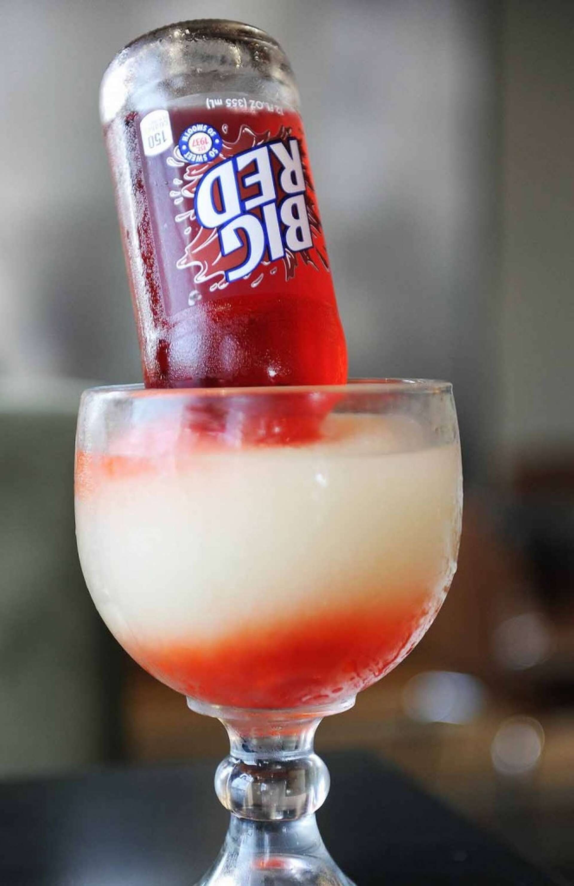 Bombshells to add fourth Houston-area sports bar