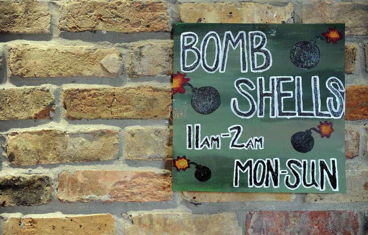 Bombshells to add fourth Houston-area sports bar