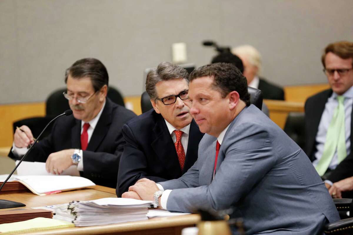 Gov. Rick Perry in court: 'I would do it again'