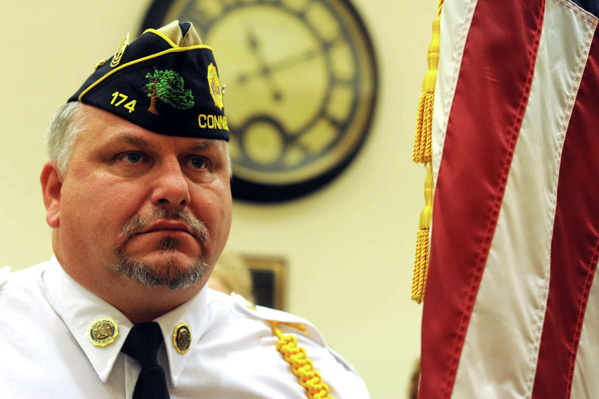 Former Easton resident gets Bronze Star 70 years later