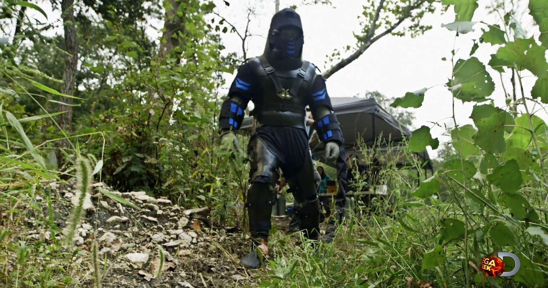 Man in 'snake-proof' suit to be 'eaten' by anaconda during Discovery ...