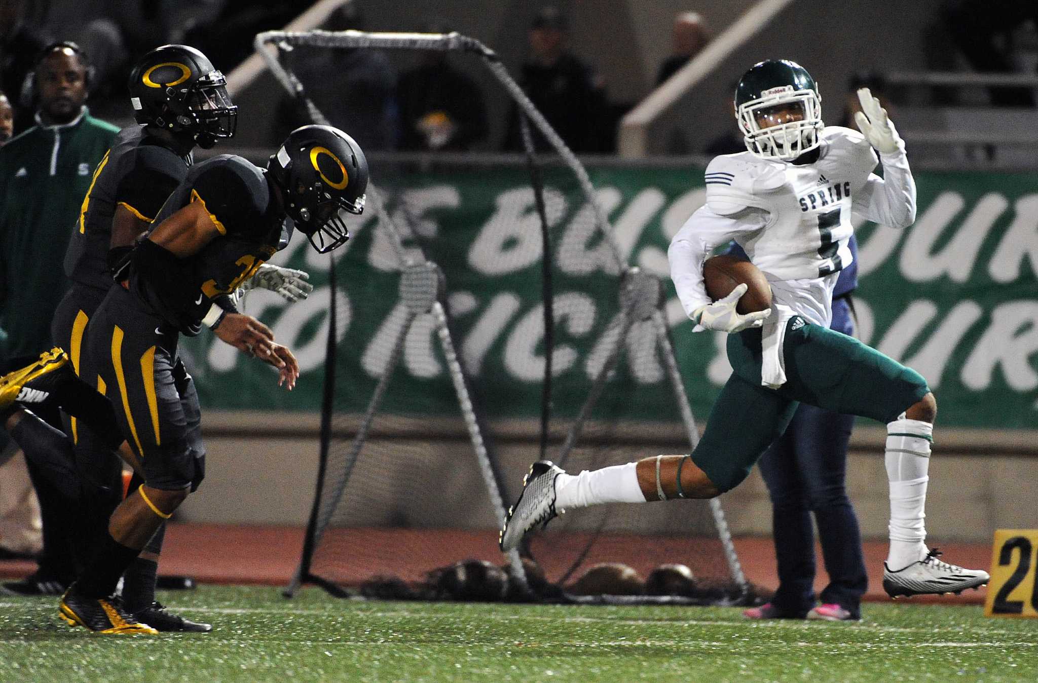 Spring drubs Klein Oak to earn first playoff berth in 10 years