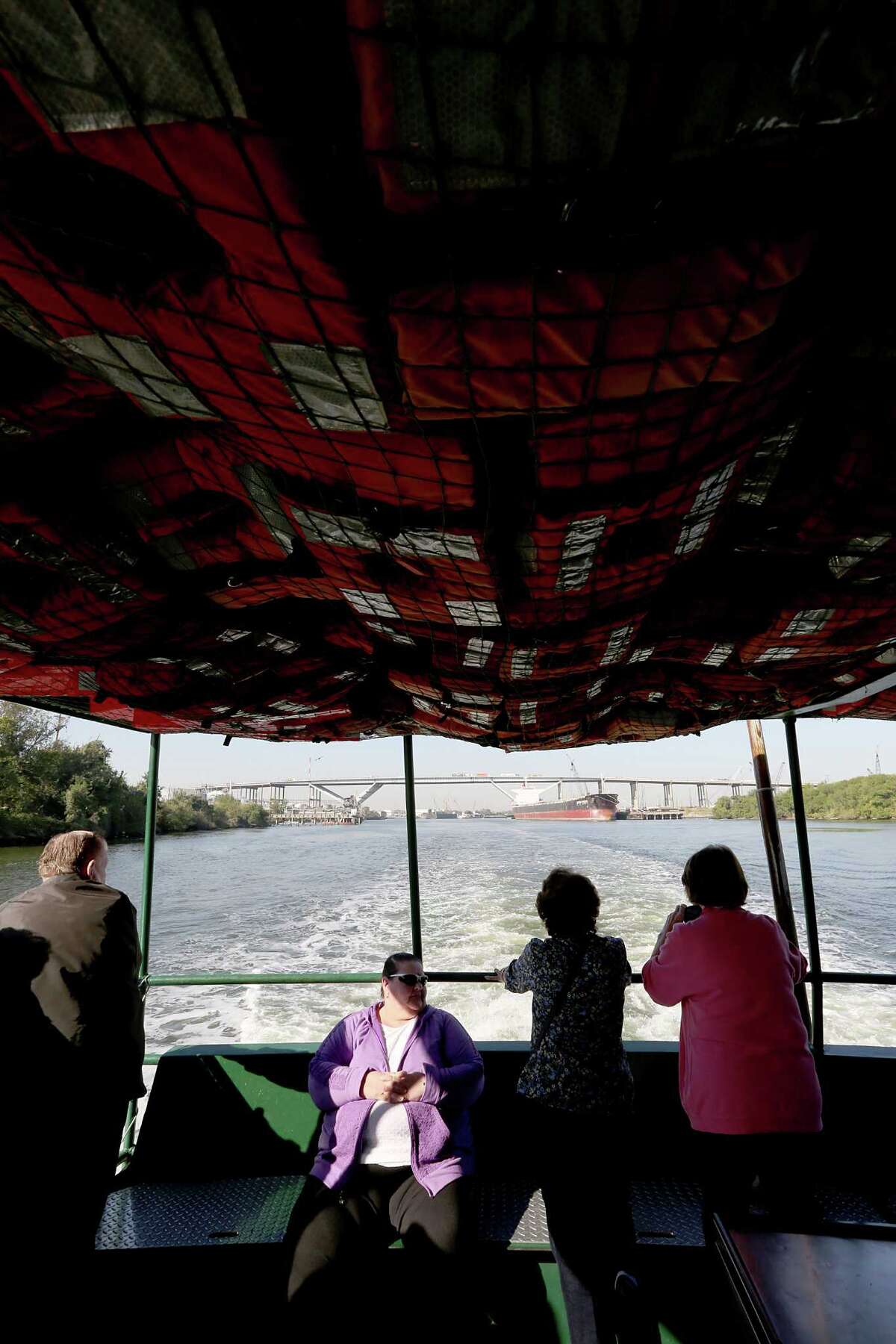 Boat tour of Houston Ship Channel offers unique view of port