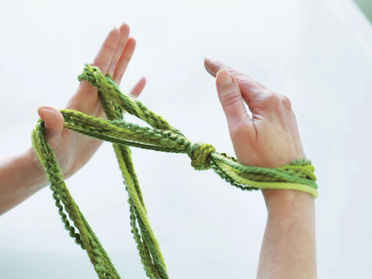 Arm knitting: No needles needed