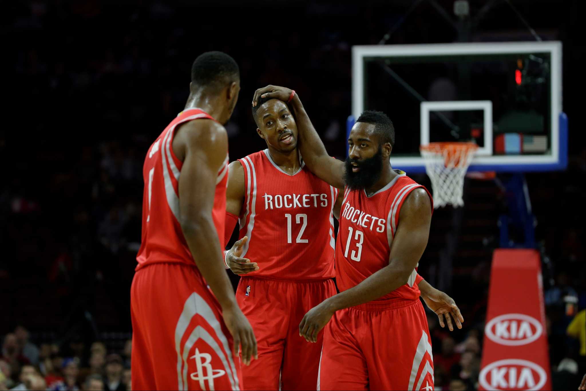 Like Warriors, Rockets an early surprise power in NBA