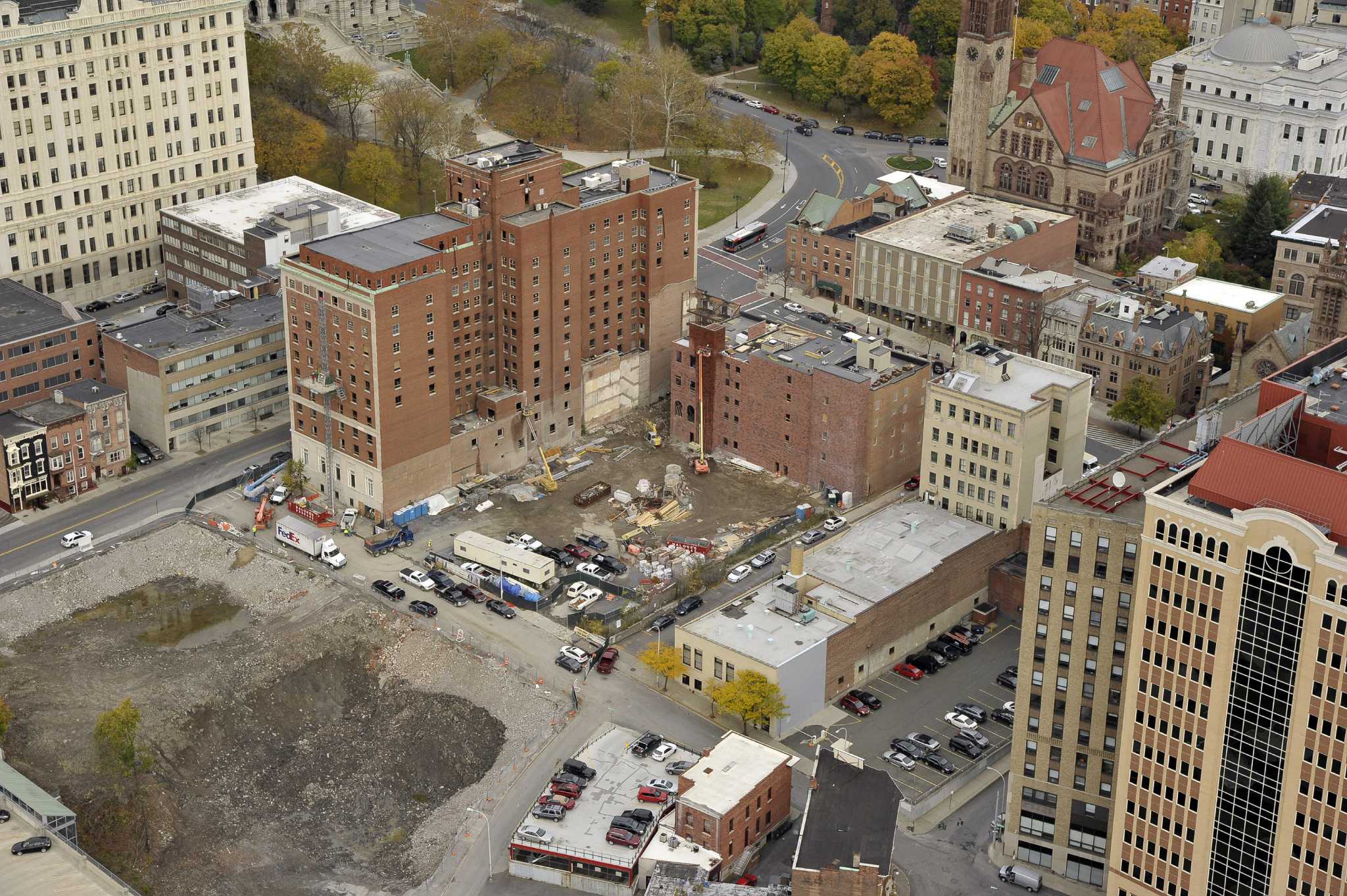 Mazzone Hospitality will manage food sector