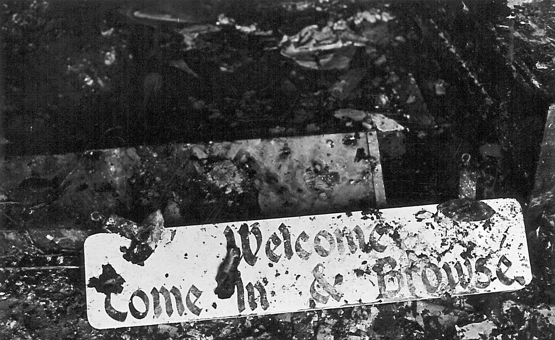 Photos: Red Carpet Inn fire of '82 brought out the party crowds