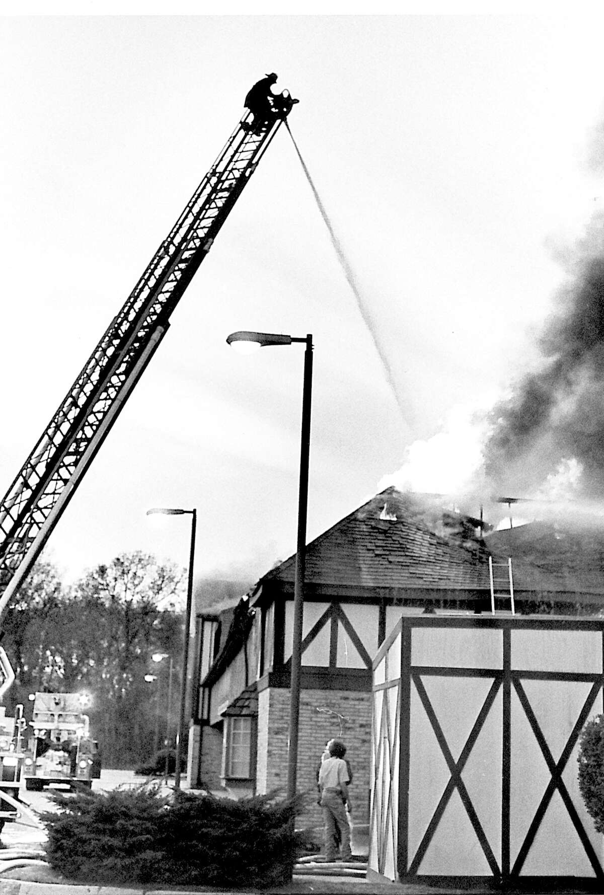 Photos: Red Carpet Inn fire of '82 brought out the party crowds