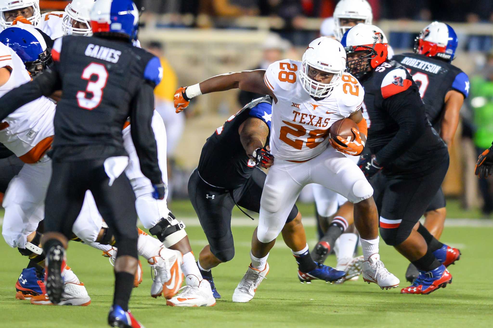 Longhorns looking to stay grounded