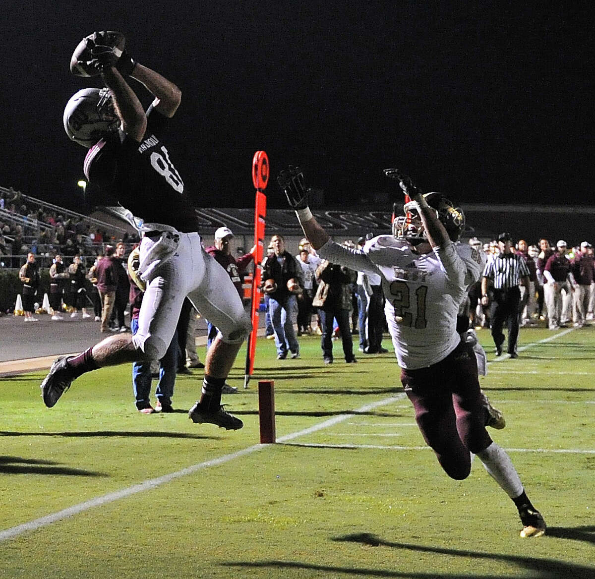 Aaron Thomas steps in for twin brother to lead Magnolia West past Magnolia