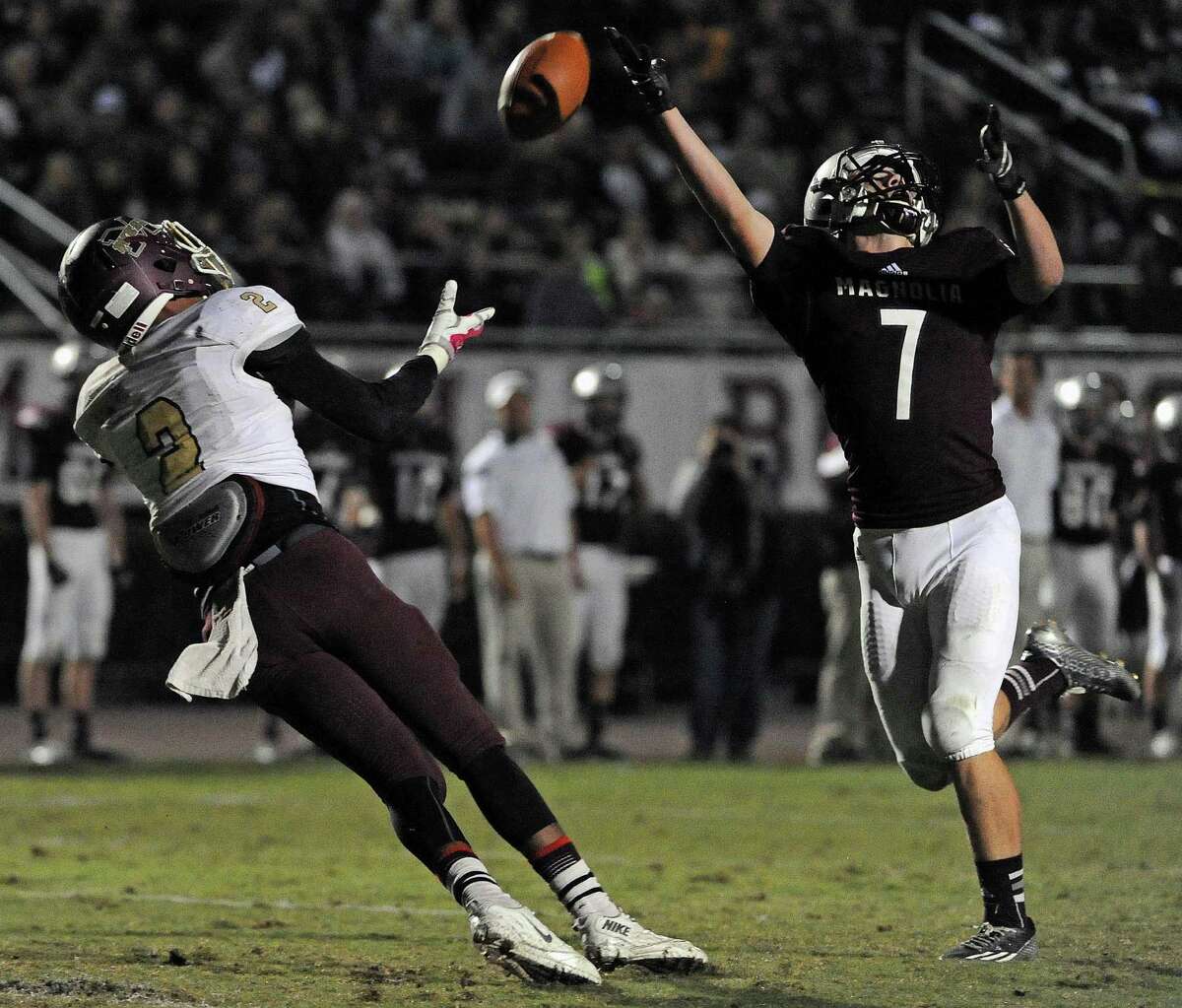 Aaron Thomas steps in for twin brother to lead Magnolia West past Magnolia