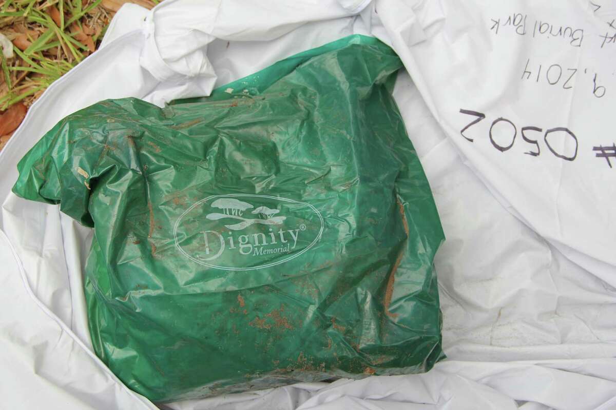 Houston megacompany can't shake cemetery woes