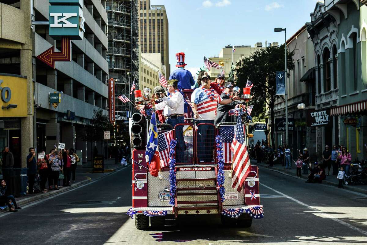 Vets honored with ceremony, parade