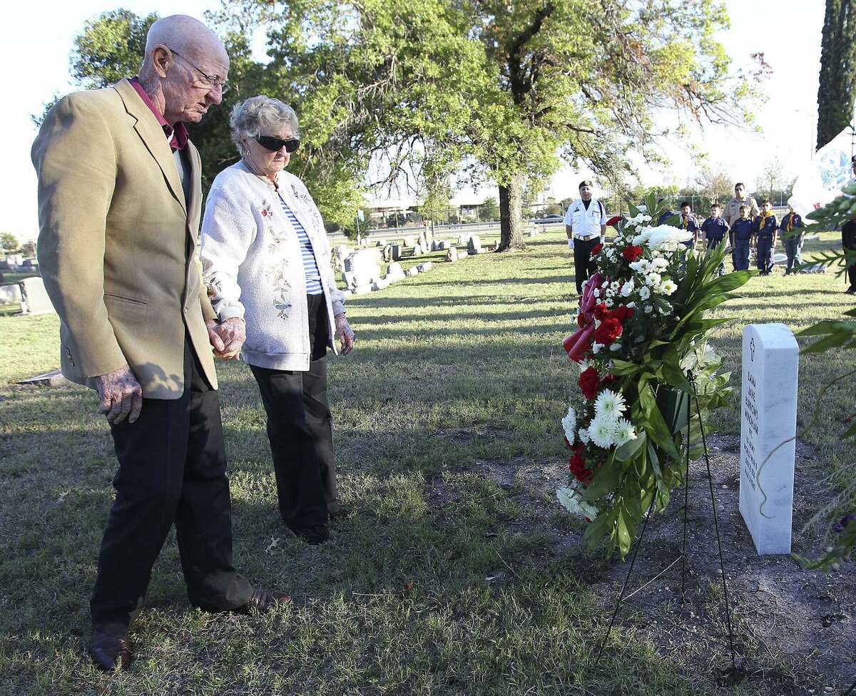 Jane Burrow's Instagram, Twitter & Facebook on IDCrawl