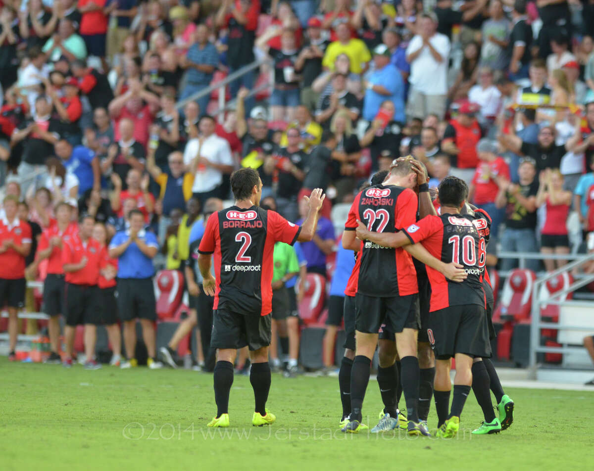 Scorpions capture first NASL title