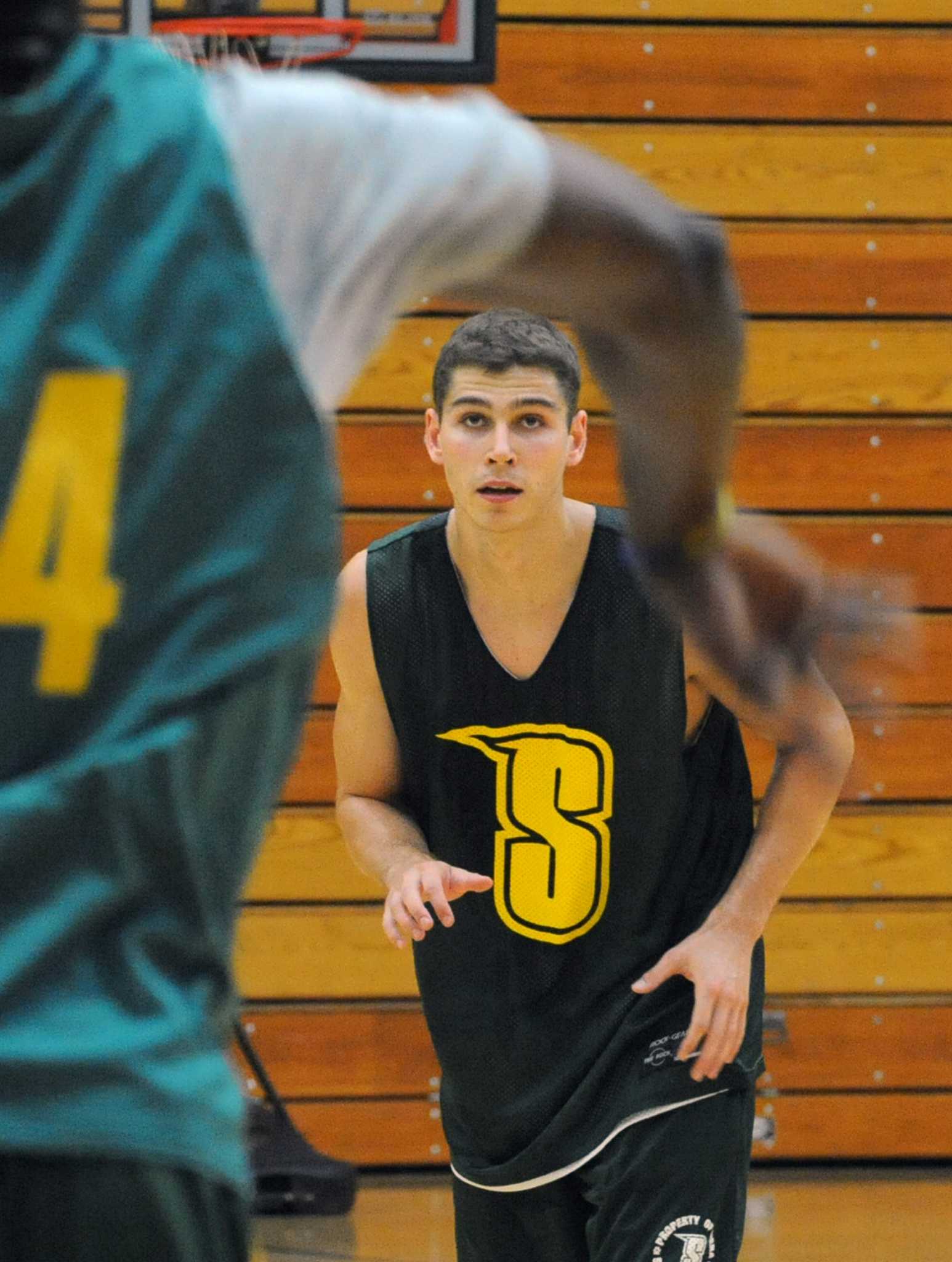 Siena's Poole finds his way on, off the court