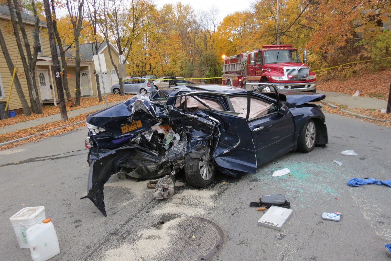 1 killed in multi-car crash