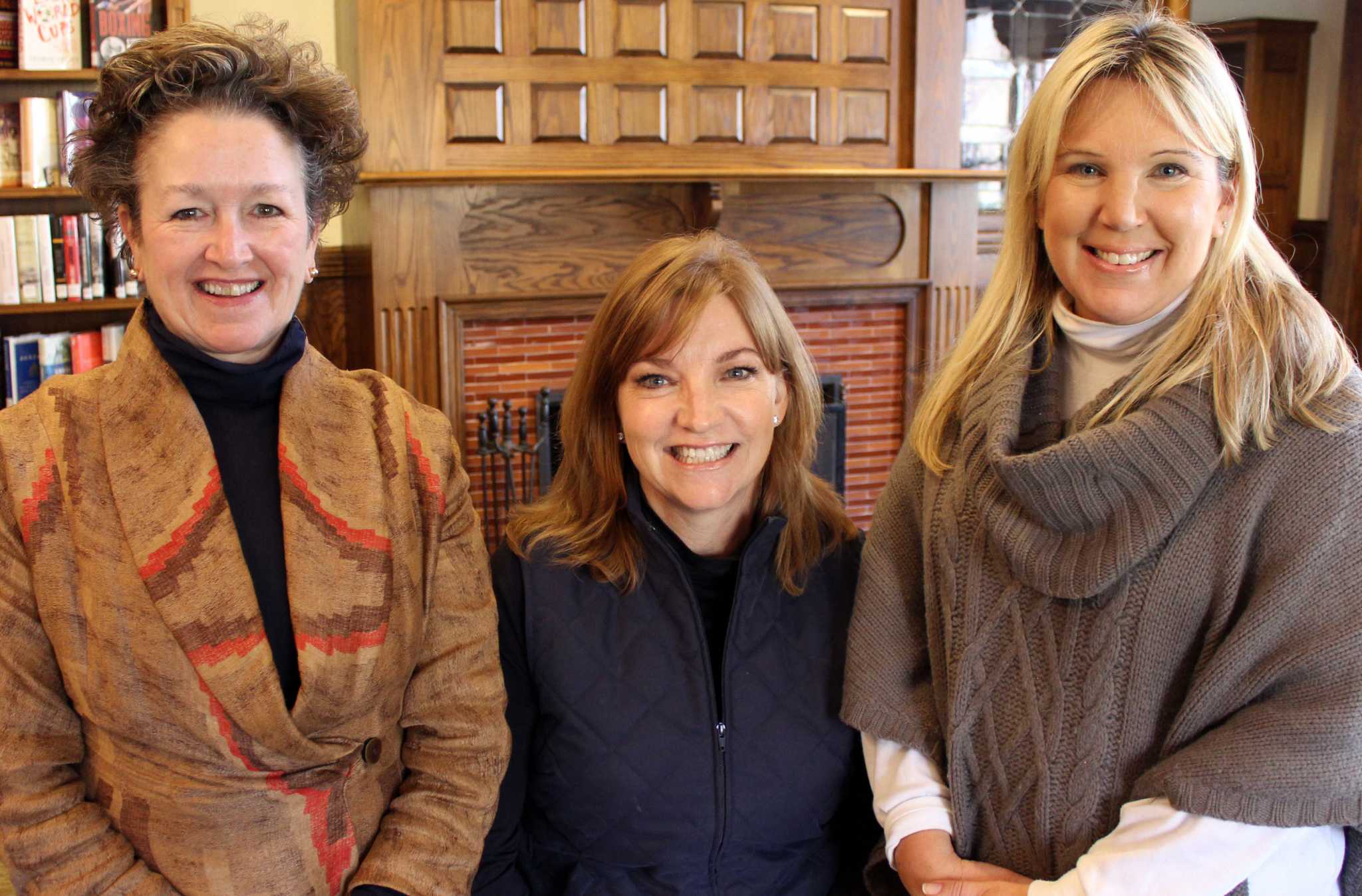 Pequot Library honors volunteers, welcomes new trustees