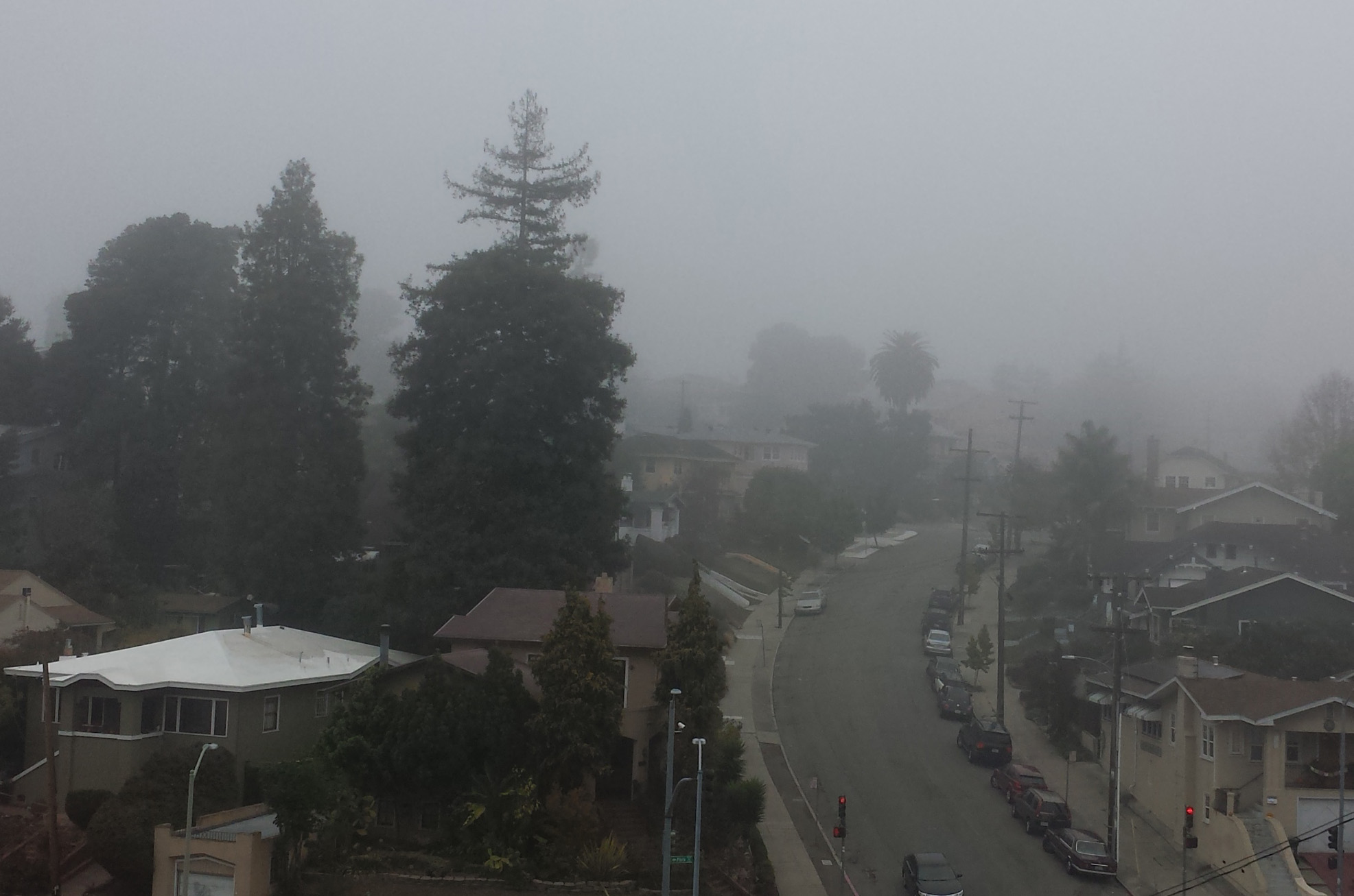 Heavy Bay Area fog to make way for midweek rain