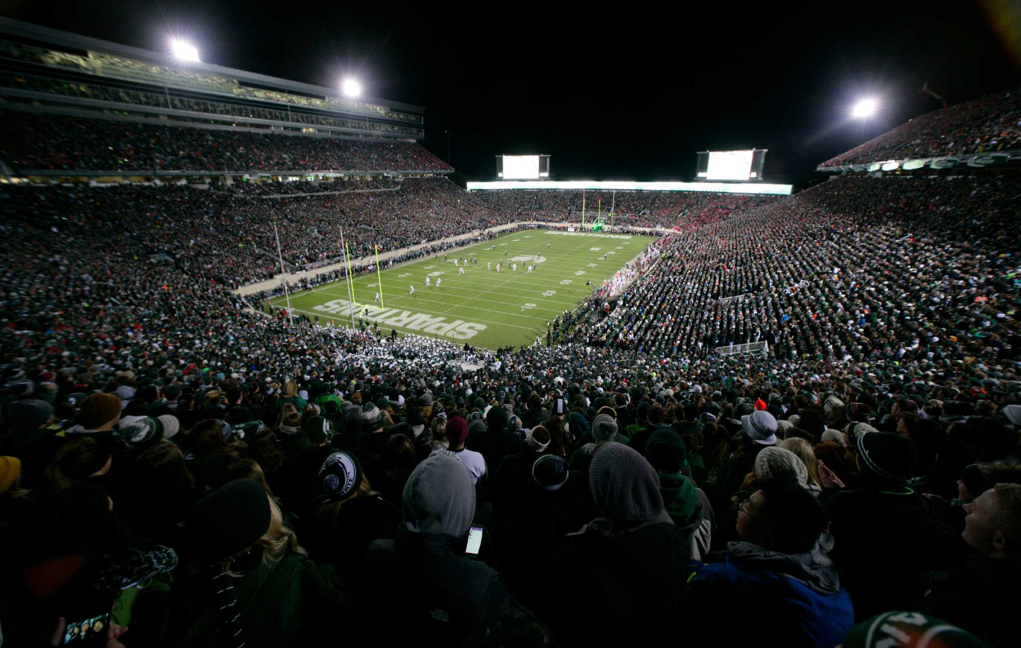 2014 college football attendance leaders
