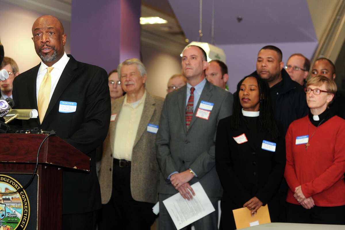 Coalition calls for safer, "smart" guns