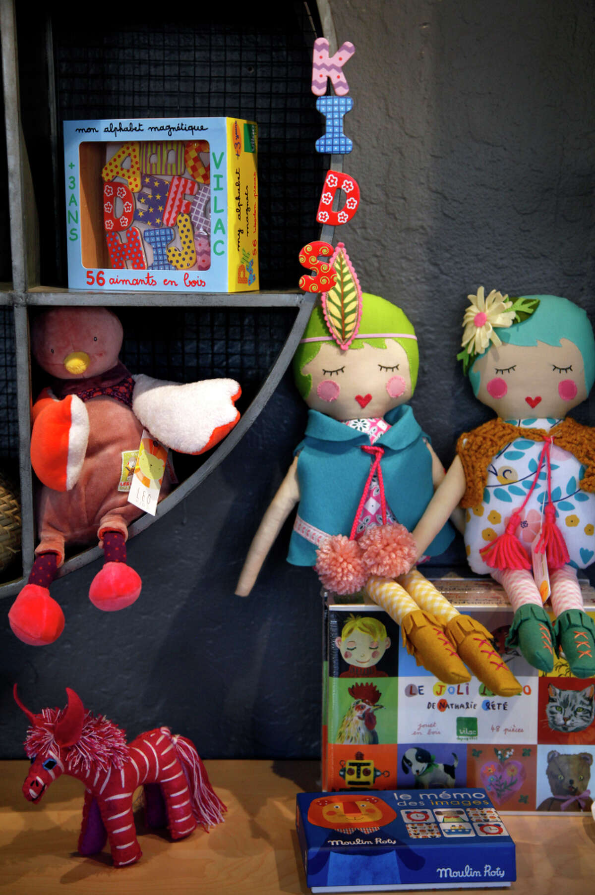 Off the mall: Holiday shopping in Santa Cruz