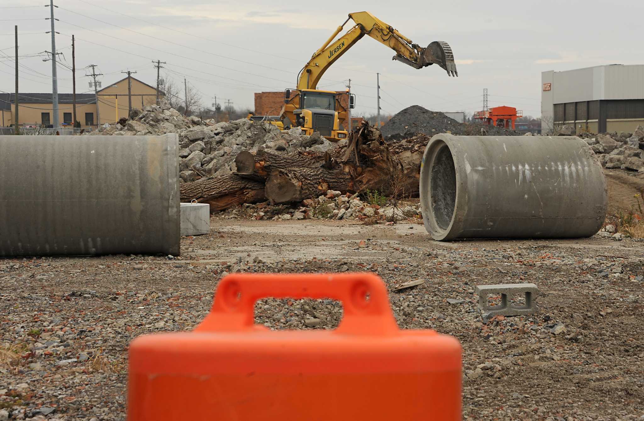 Financial woes slow high-end project