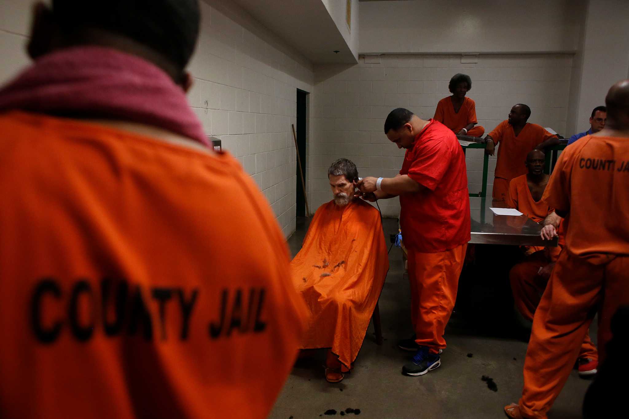 Yelp reviews of Texas' jails, detetention facilities