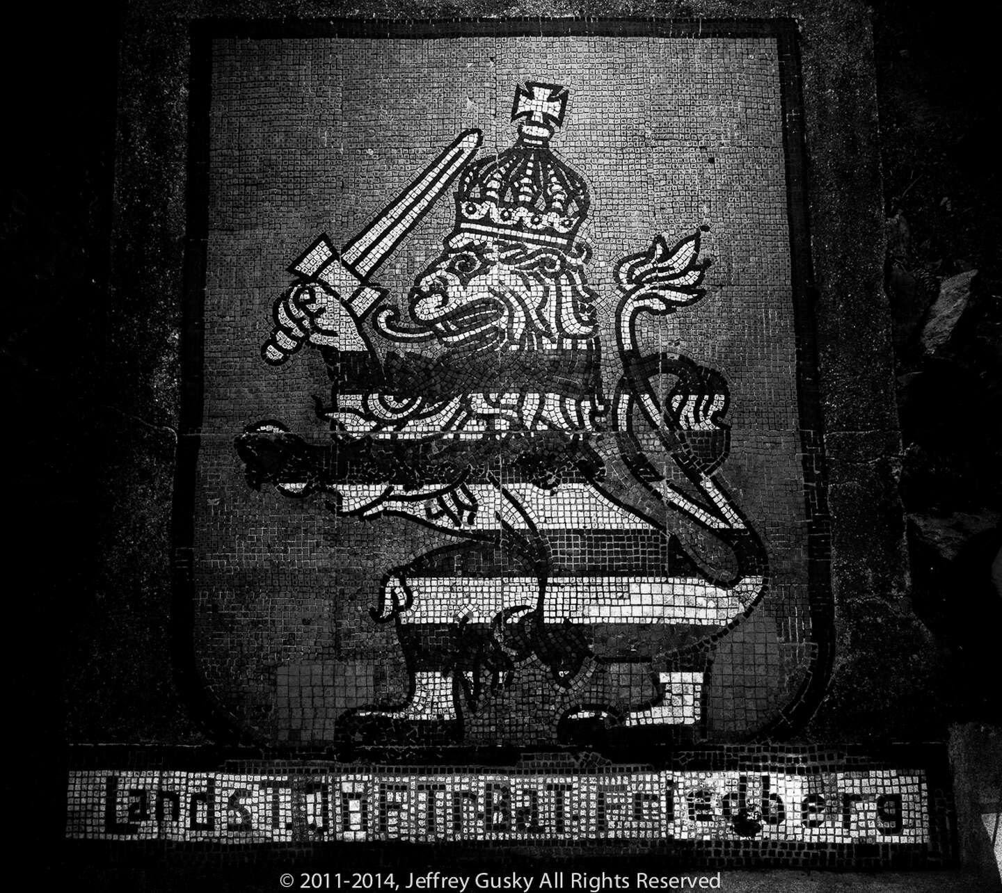 Photographer unearths 'lost' underground cities of World War I