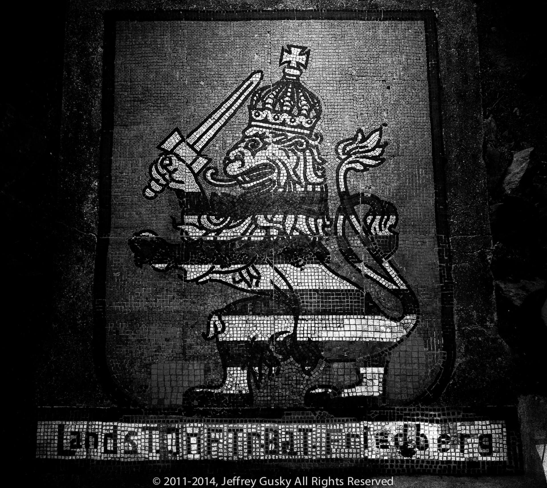 Photographer unearths 'lost' underground cities of World War I