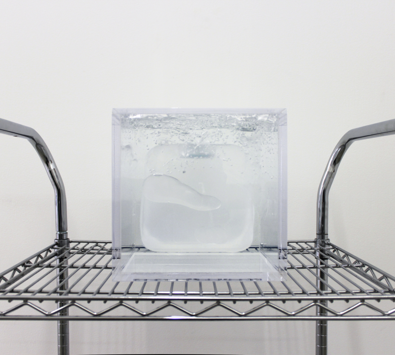 'Sean Raspet: Residuals’ reflects everyday substances’ chemistry