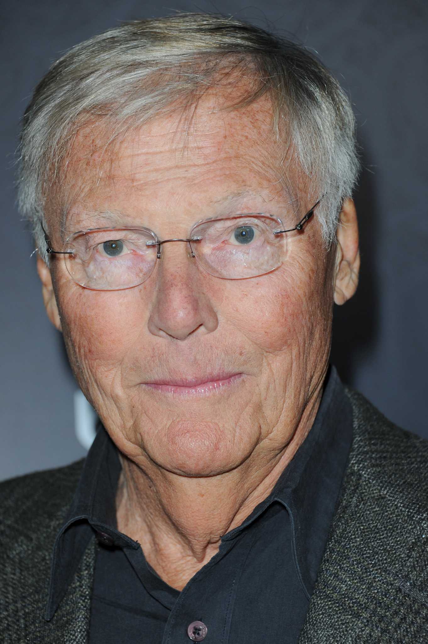 Adam West welcomes first-ever 'Batman’ DVD release