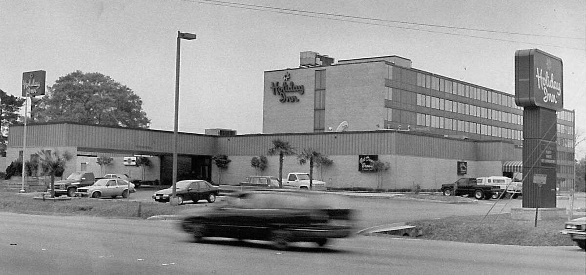 Hotel on 11th to reopen as Holiday Inn-Medical Center