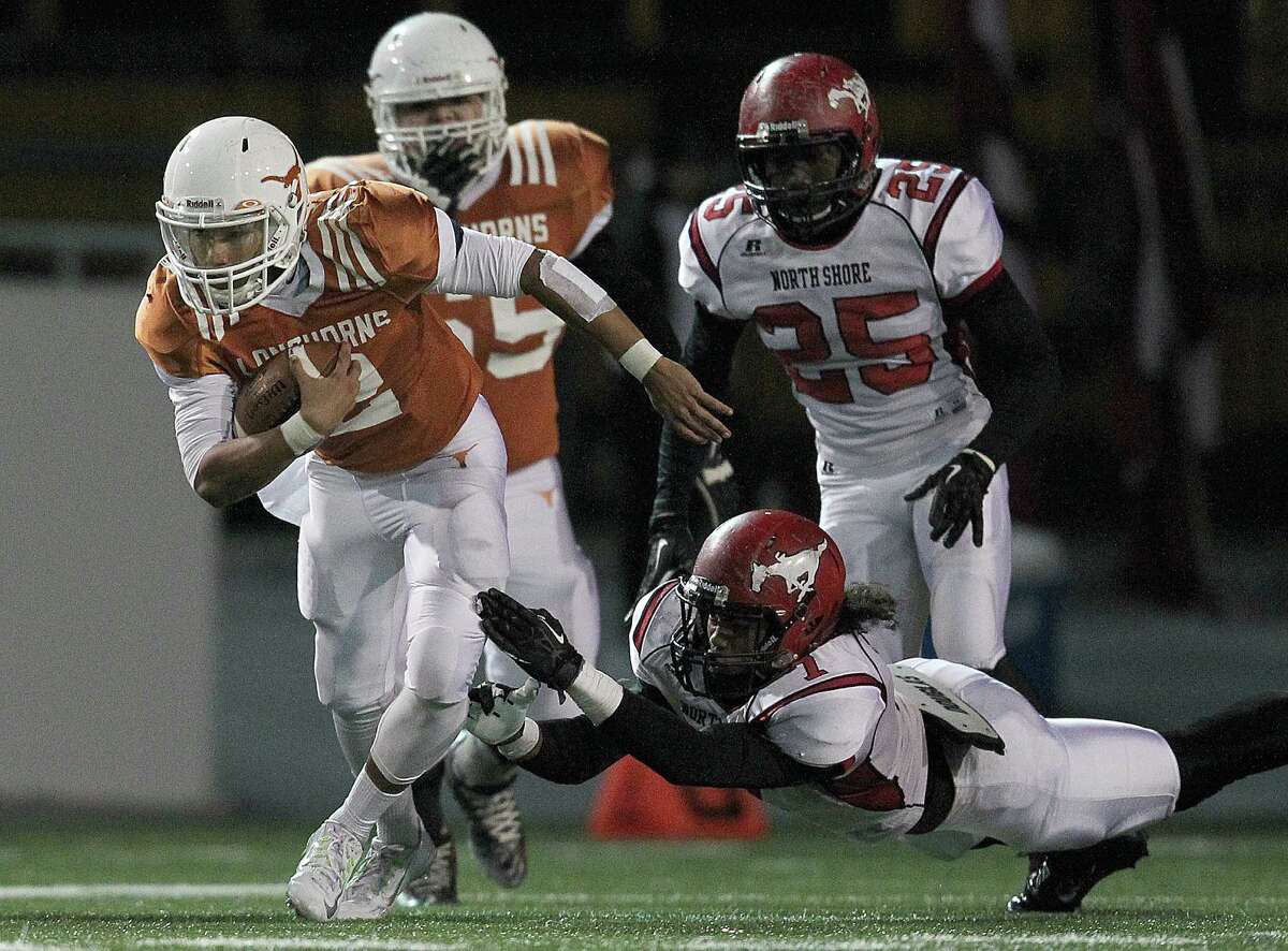 North Shore gets it together eventually, eliminates Dobie